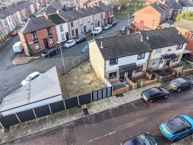 2 bedroom semi detached house to rent