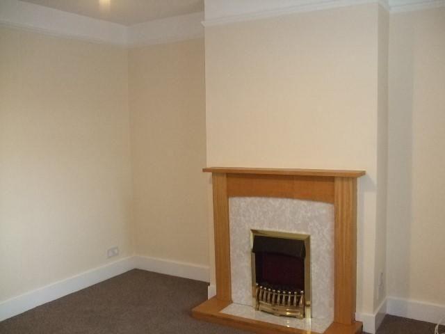 2 bedroom semi detached house to rent