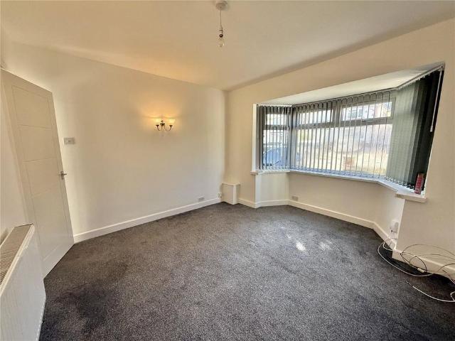 2 bedroom semi detached house to rent
