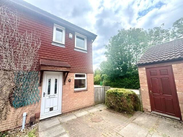 2 bedroom semi detached house to rent