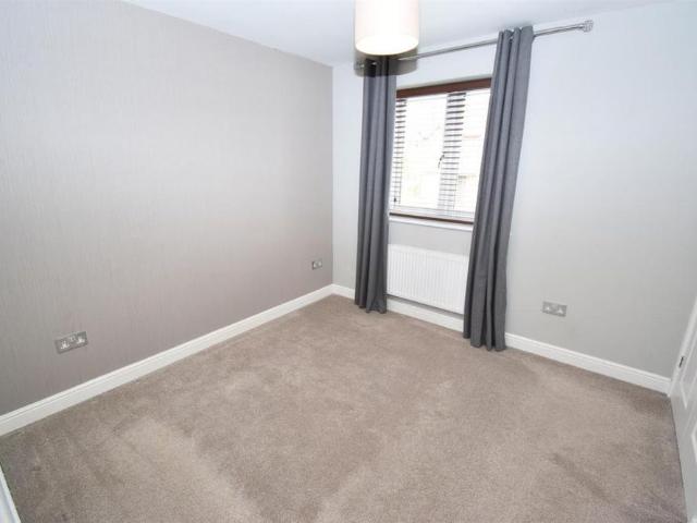 2 bedroom semi detached house to rent
