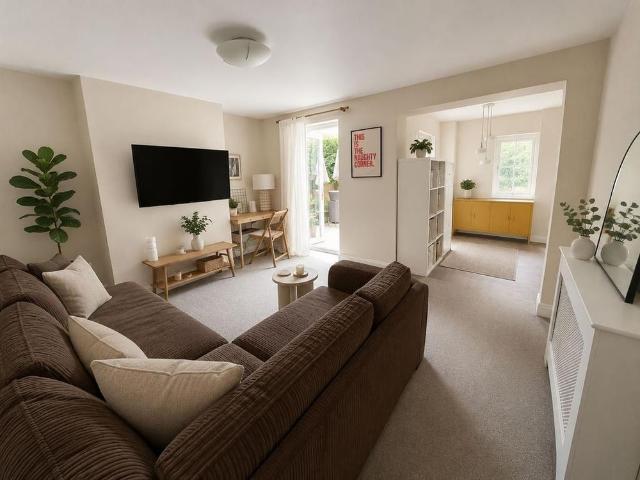 2 bedroom semi detached house to rent