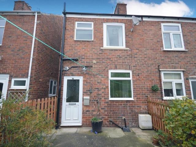 2 bedroom semi detached house to rent
