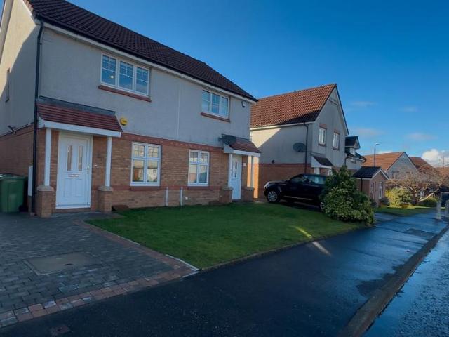 2 bedroom semi detached house to rent