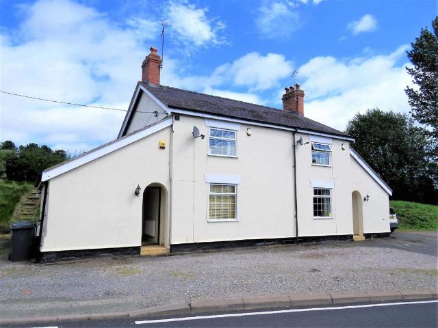 2 bedroom semi detached house to rent