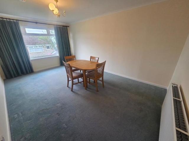 2 bedroom semi detached house to rent
