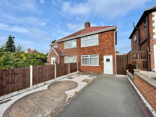 2 bedroom semi detached house to rent