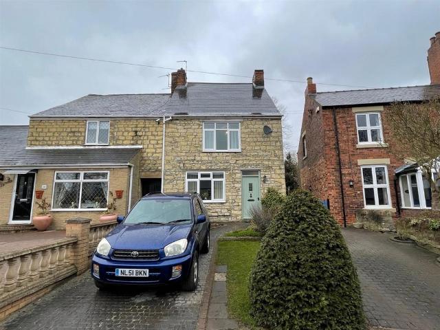 2 bedroom semi detached house to rent