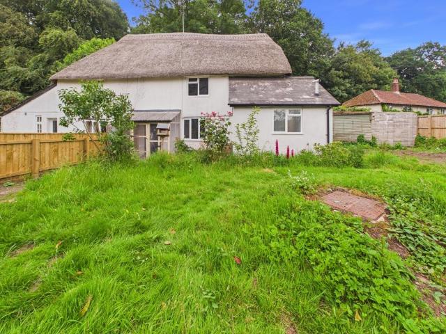 2 bedroom semi detached house to rent
