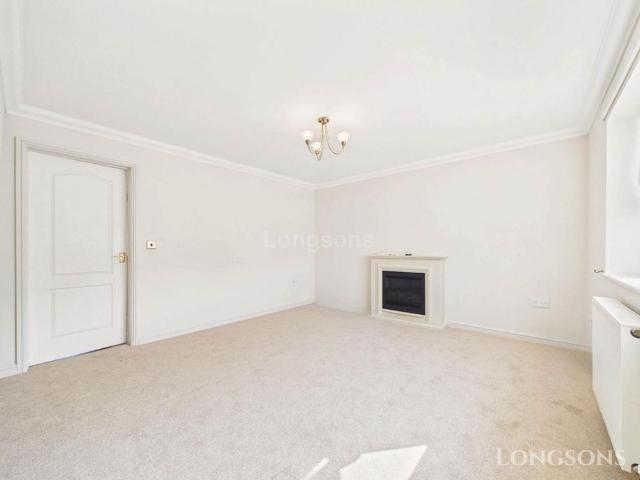 2 bedroom semi detached house to rent