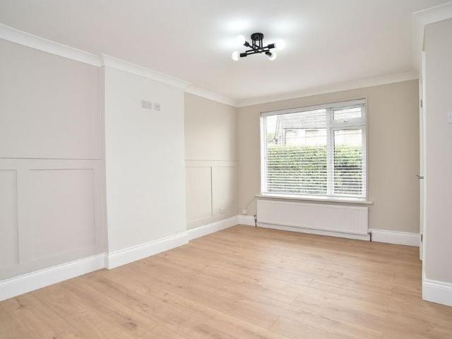 2 bedroom semi detached house to rent