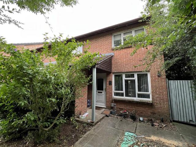2 bedroom semi detached house to rent