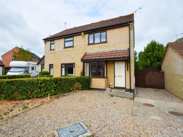 2 bedroom semi detached house to rent