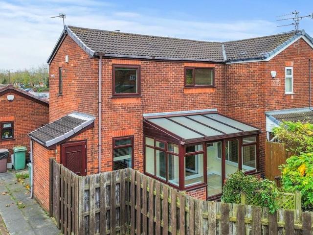2 bedroom semi detached house to rent