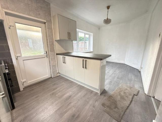 2 bedroom semi detached house to rent