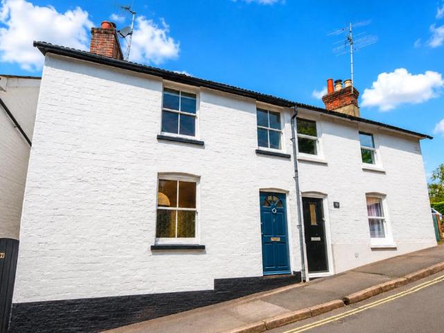 2 bedroom semi detached house to rent
