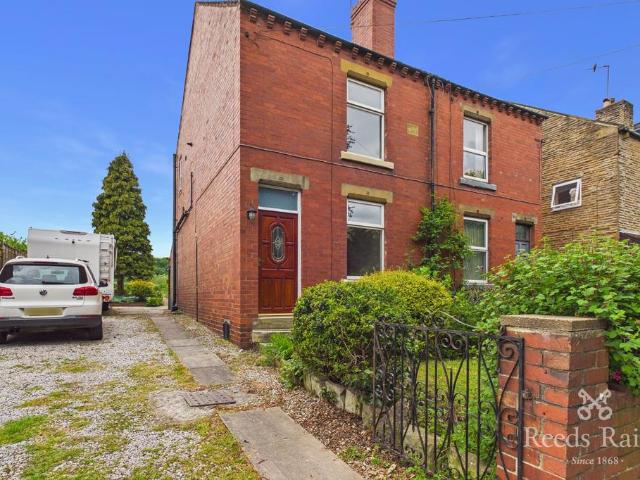 2 bedroom semi detached house to rent