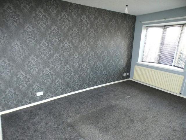 2 bedroom semi detached house to rent