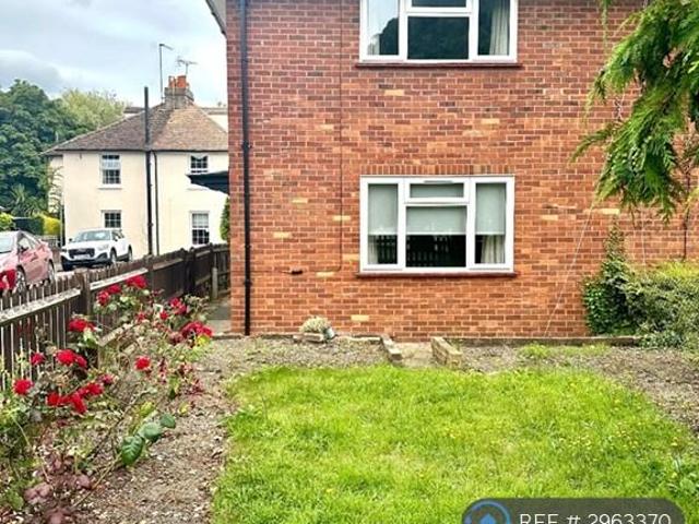2 bedroom semi detached house to rent