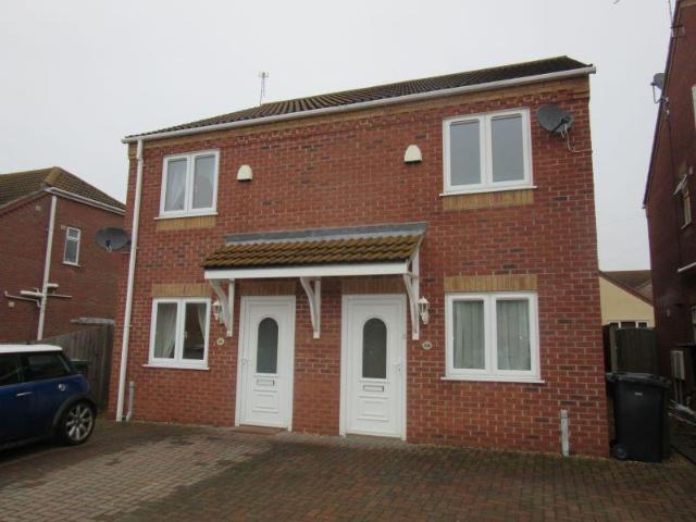 2 bedroom semi detached house to rent