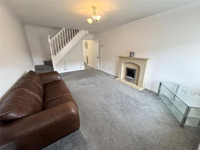 2 bedroom semi detached house to rent