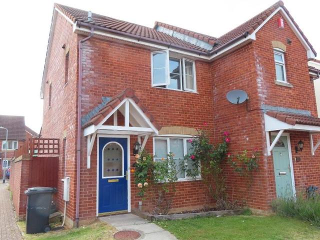 2 bedroom semi detached house to rent