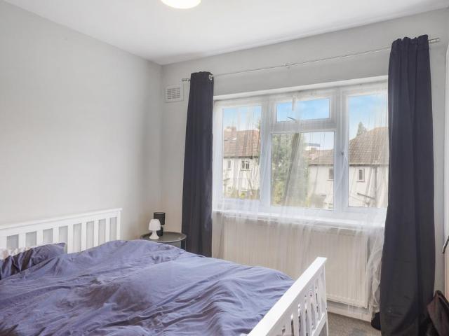2 bedroom semi detached house to rent