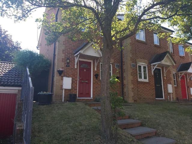 2 bedroom semi detached house to rent