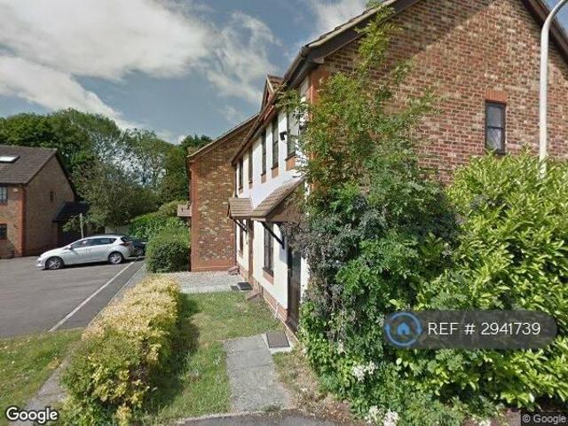 2 bedroom semi detached house to rent