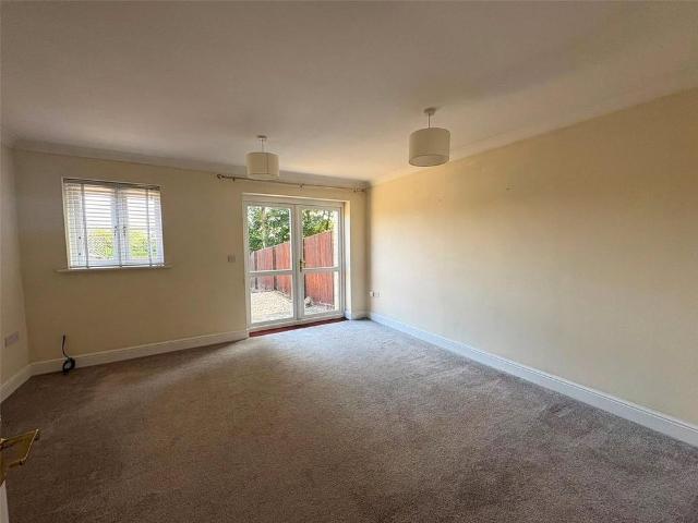 2 bedroom semi detached house to rent