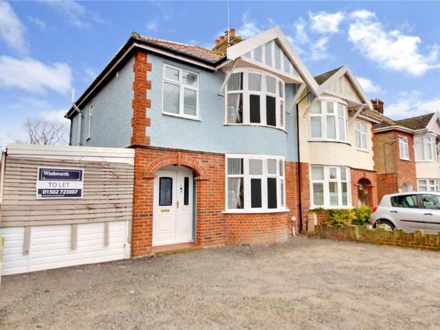 2 bedroom semi detached house to rent