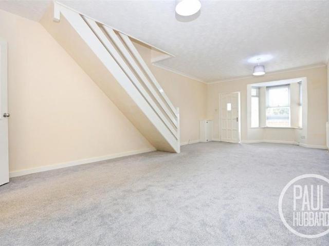2 bedroom semi detached house to rent