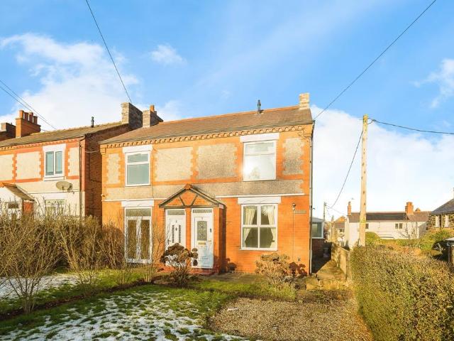 2 bedroom semi detached house to rent