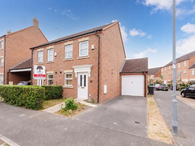 2 bedroom semi detached house to rent