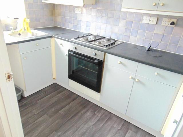 2 bedroom semi detached house to rent