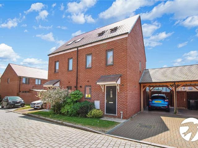 2 bedroom semi detached house to rent