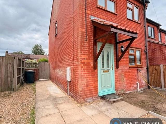 2 bedroom semi detached house to rent