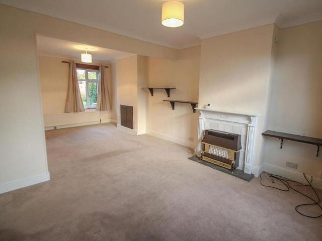 2 bedroom semi detached house to rent