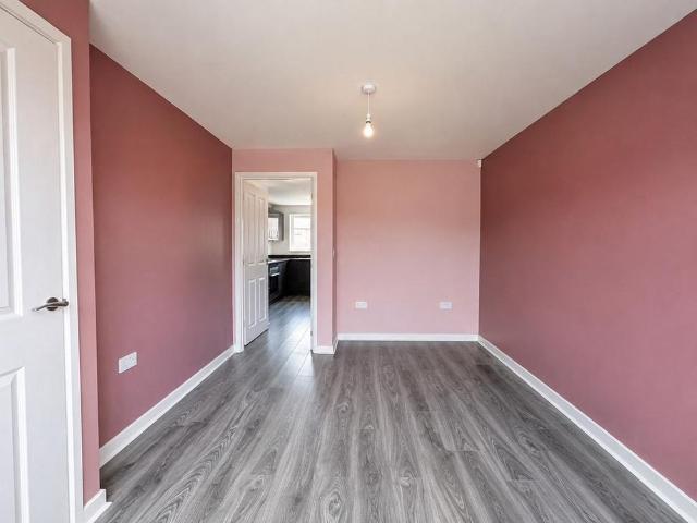 2 bedroom semi detached house to rent