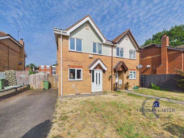 2 bedroom semi detached house to rent