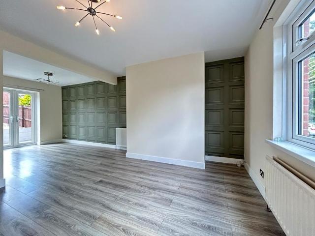 2 bedroom semi detached house to rent