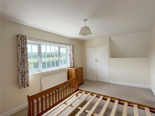 2 bedroom semi detached house to rent