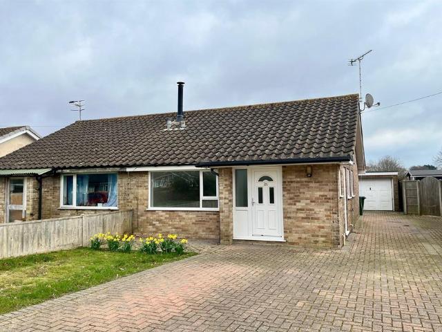 2 bedroom semi detached house to rent