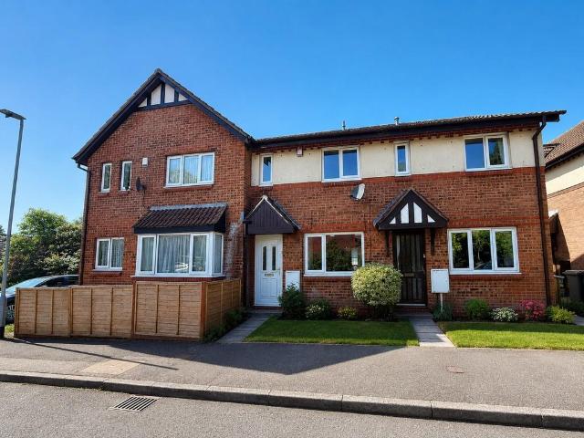 2 bedroom semi detached house to rent