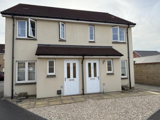 2 bedroom semi detached house to rent