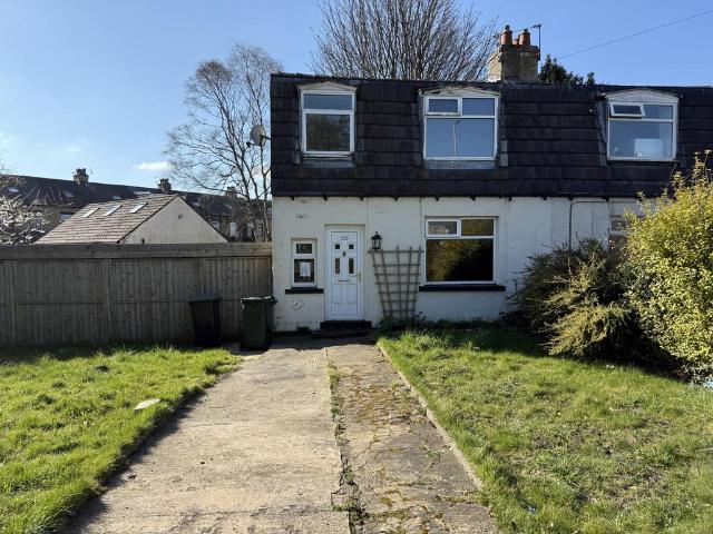 2 bedroom semi detached house to rent