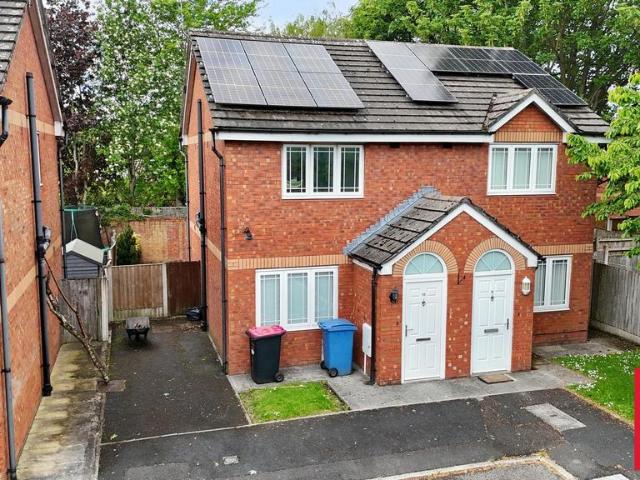 2 bedroom semi detached house for sale