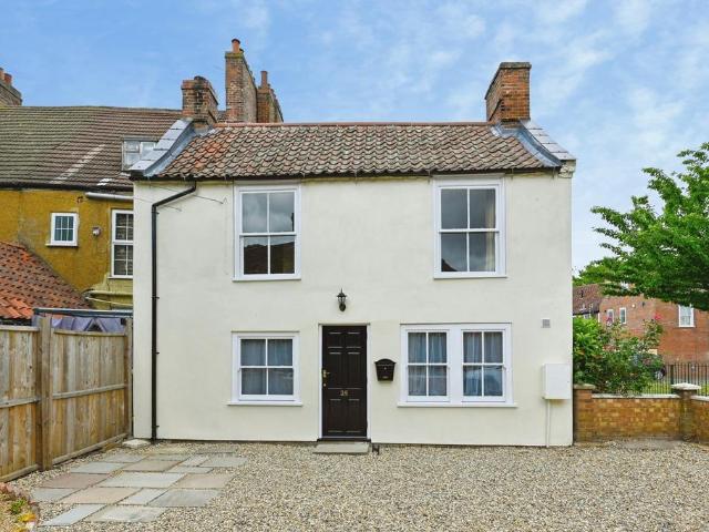 2 bedroom semi detached house for sale