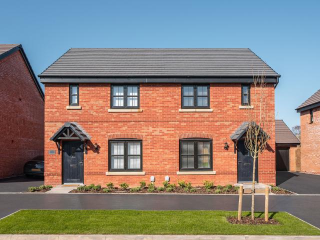 2 bedroom semi detached house for sale