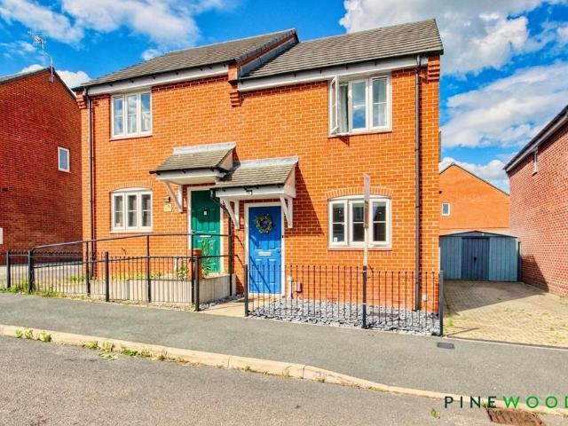 2 bedroom semi detached house for sale
